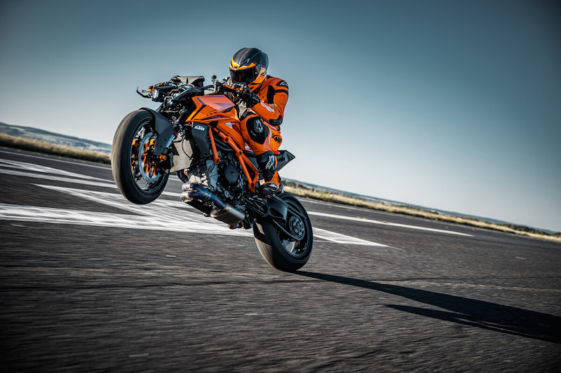 KTM JAPAN MY2024 KTM 1390 SUPER DUKE R EVO / KTM 250 DUKE を発売 | DOKOIKO ...